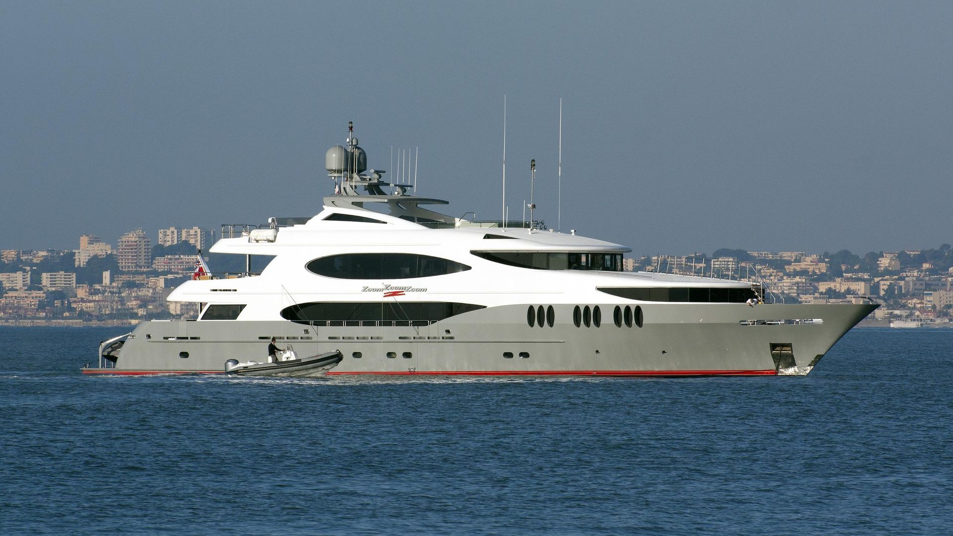 Zoom Zoom Zoom yacht (Trinity Yachts, 49.07m, 2005)
